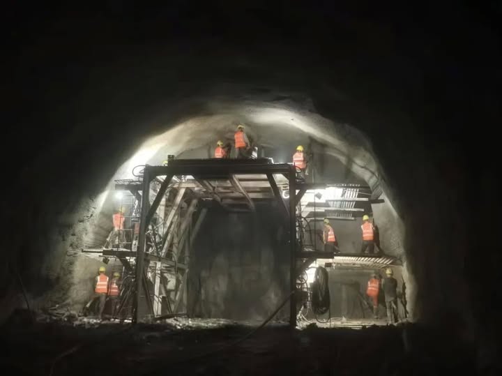 China’s innovative 300 MW compressed air energy storage project – China ...